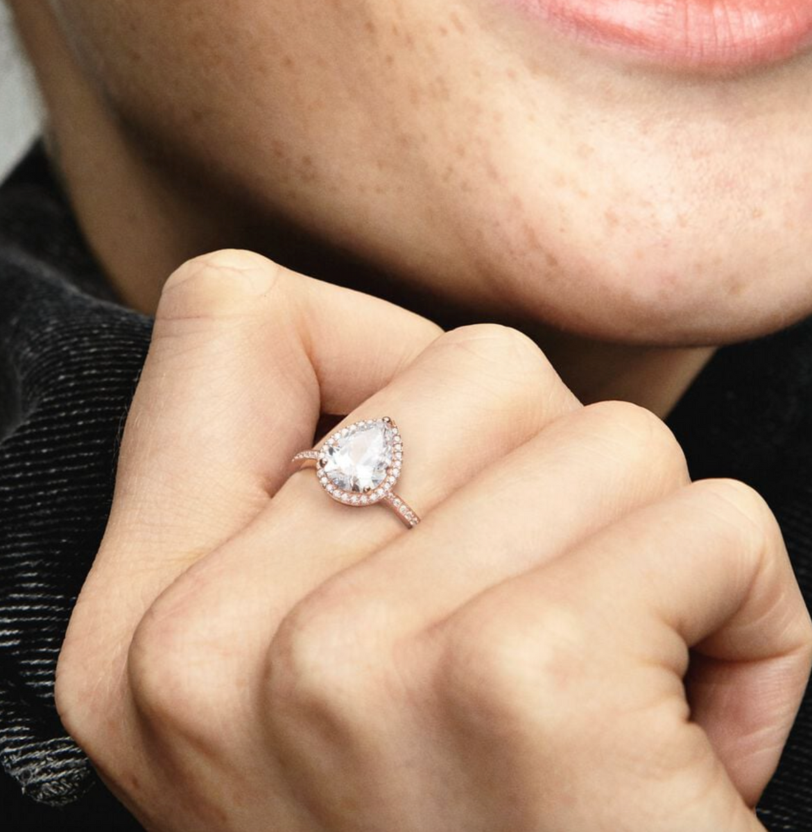 Sparkling Teardrop Halo Ring
