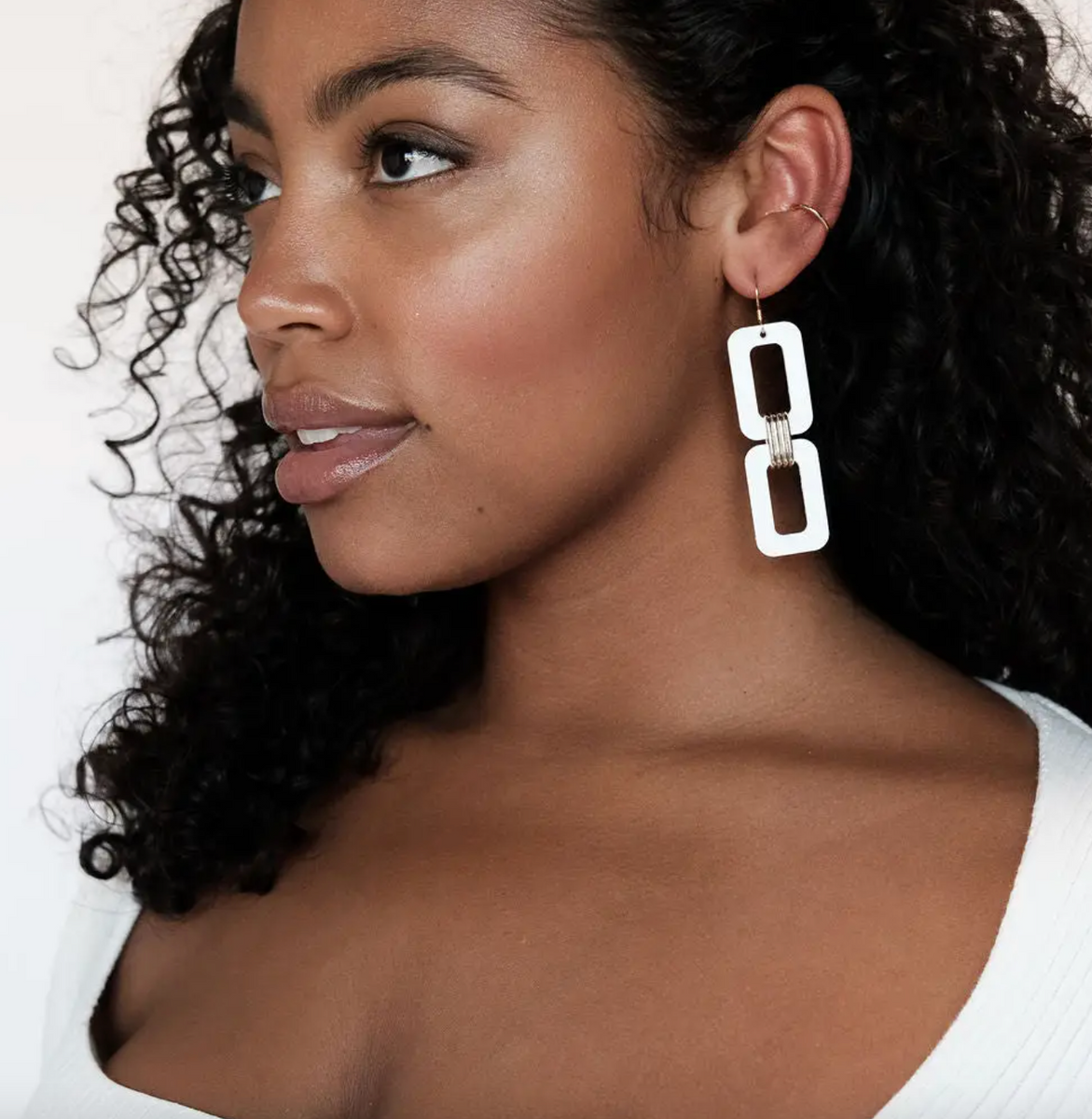 Blakely | White – Nini's Treasures